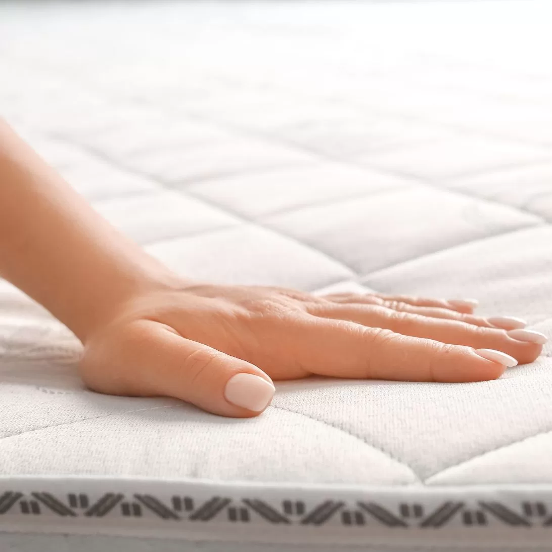 Kies slim: hard of zacht matras bij rugpijn? - ErkendMatras