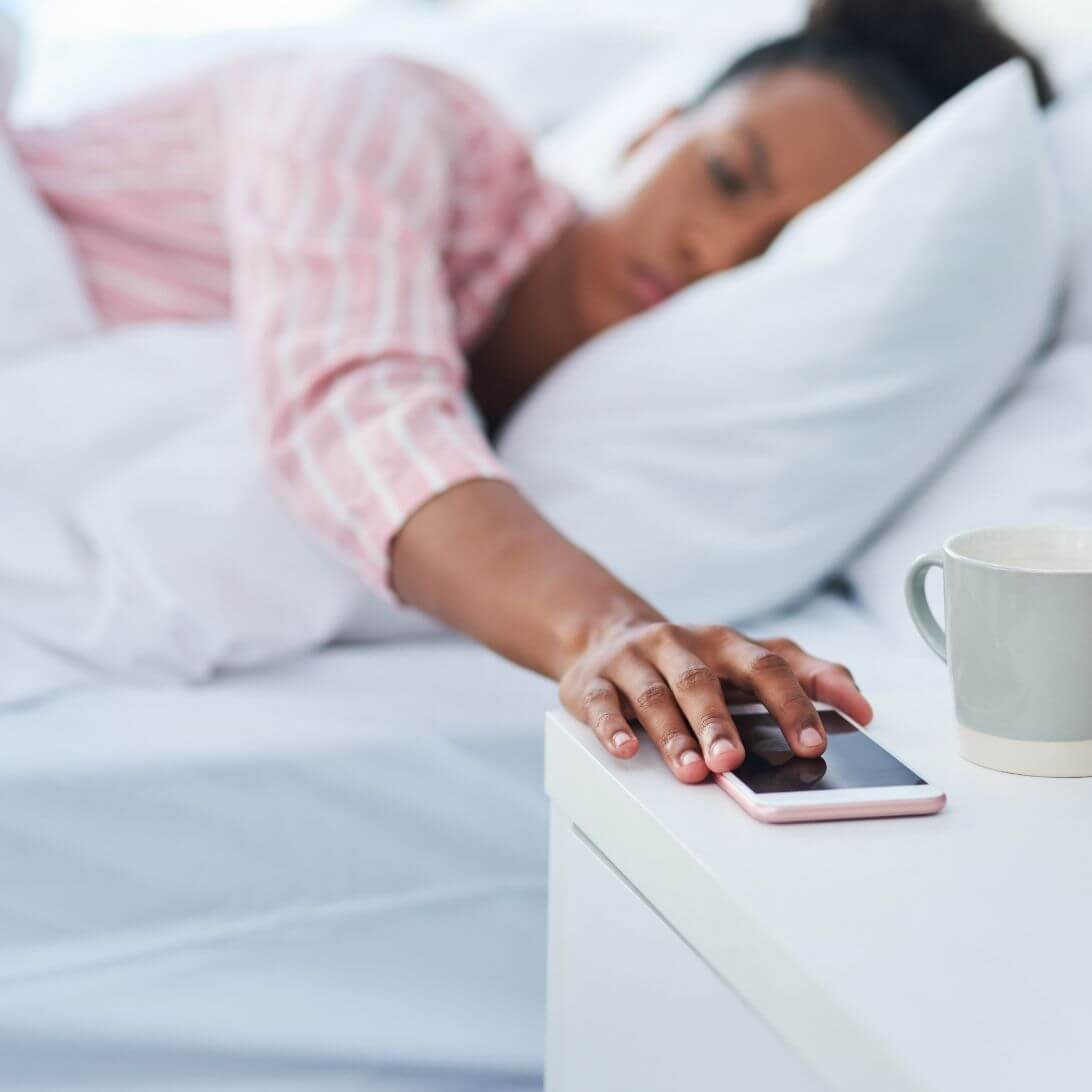 Waarom een wekker met snooze-functie slecht is voor uw slaap - ErkendMatras